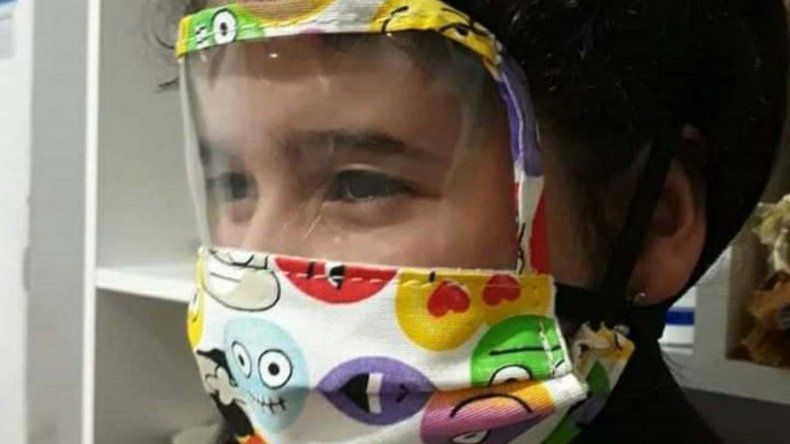 Los tapabocas con estilo personalizado ganan las calles | CORONAVIRUS ...