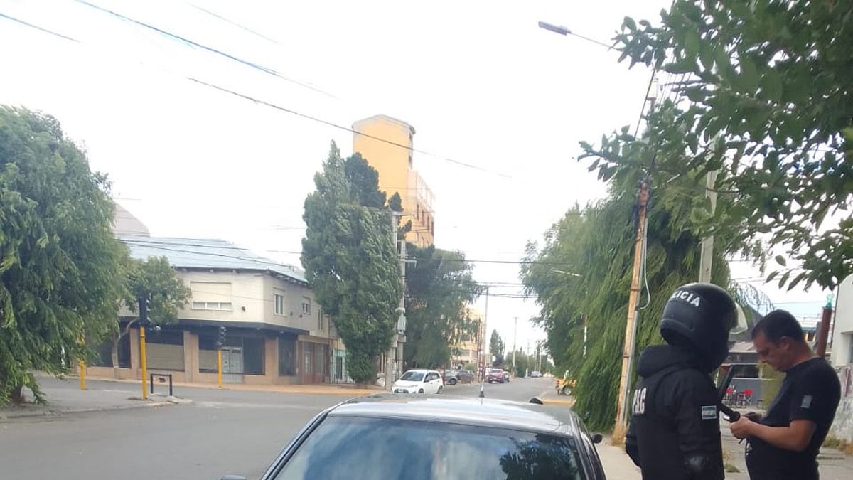 Funcionario chocó en estado de ebriedad, se fugó y lo separaron