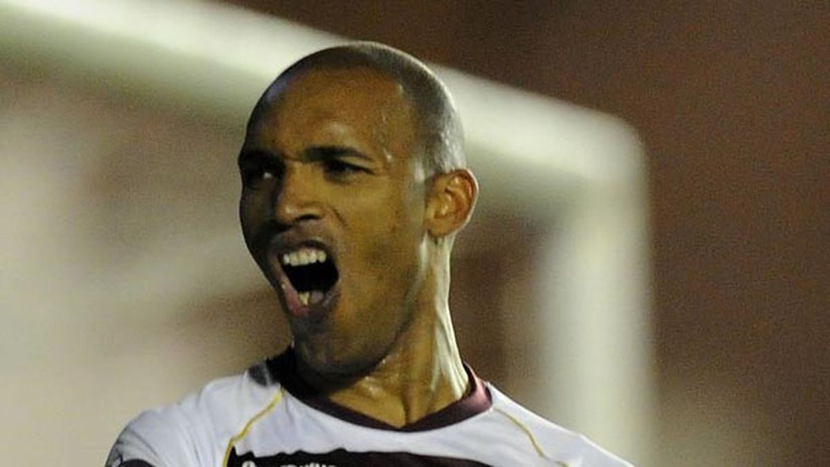 Mario Regueiro se convirtió en el primer refuerzo de Racing