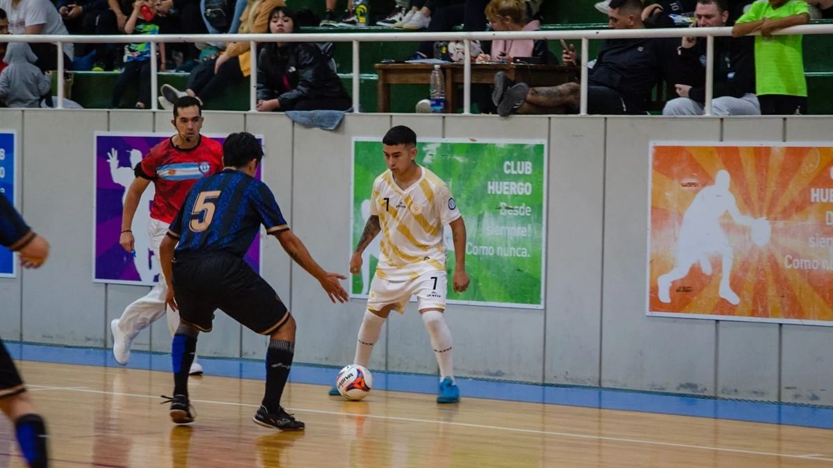 El futsal mayor desarrolló una nueva fecha del torneo Oficial