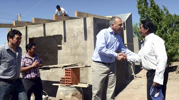 El gobernador supervisó el estado de algunas obras