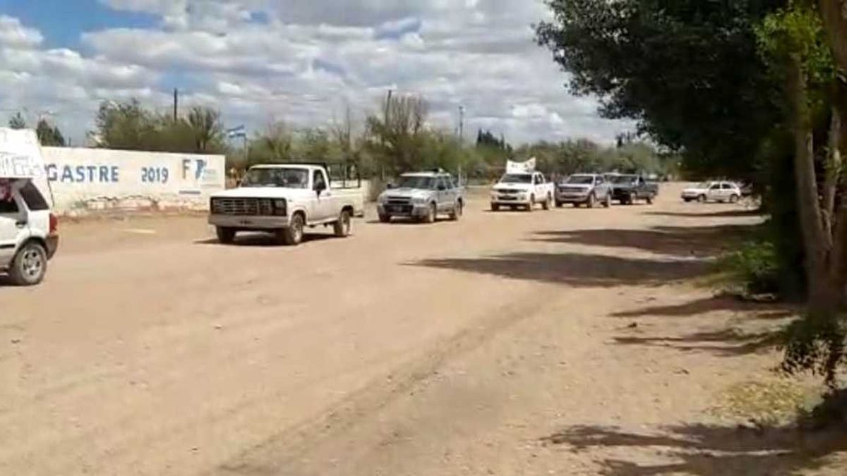 Gastre salió en caravana a apoyar la zonificación minera