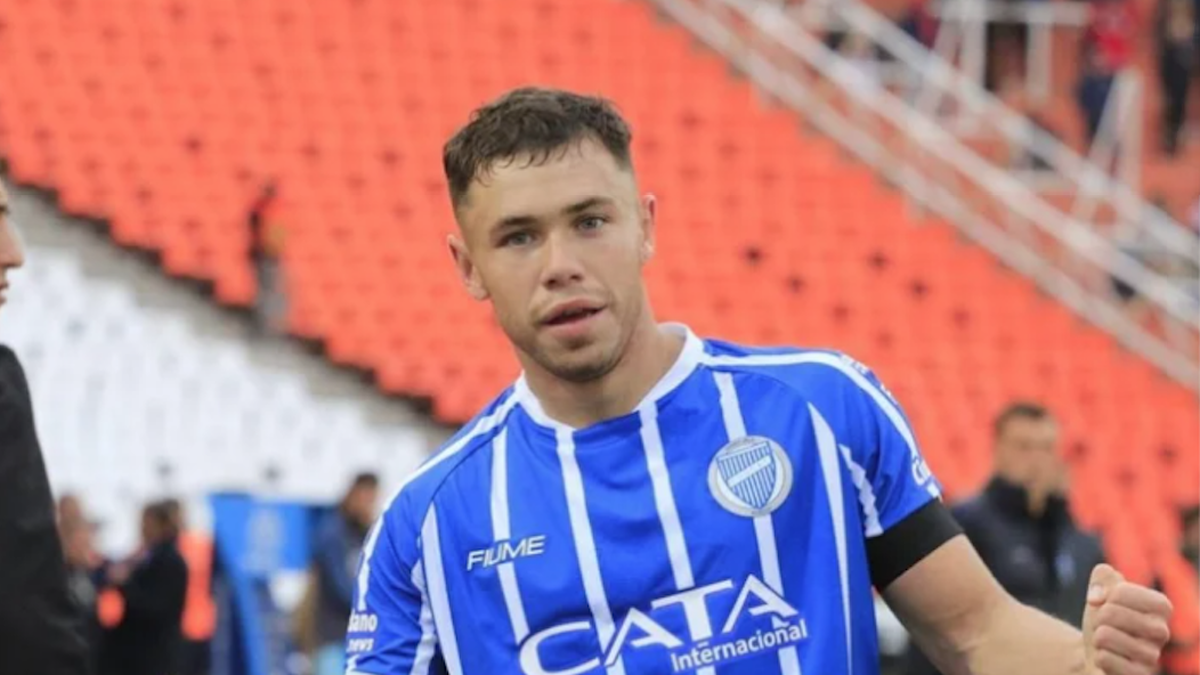 Conechny hizo un gol de penal en la victoria de Godoy Cruz