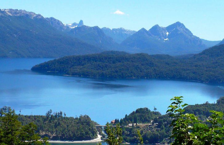 Sendero a Cajón Negro en Villa La Angostura