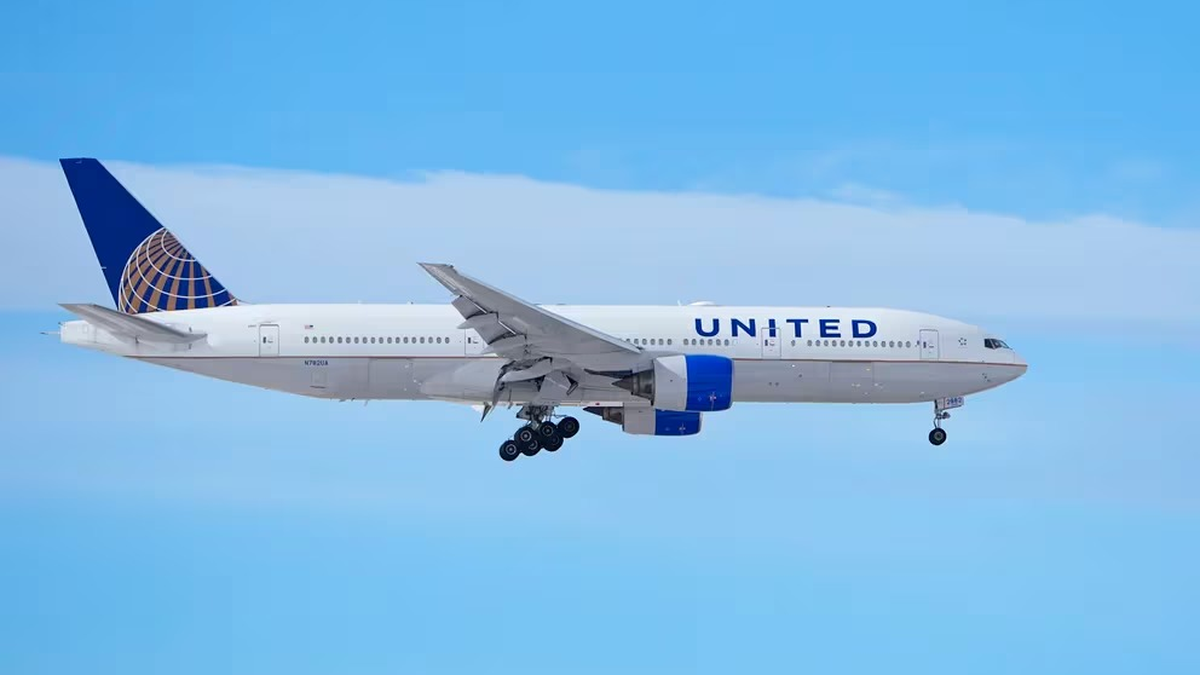 Se desbordó el inodoro de un Boeing 777 y el olor obligó a aterrizar
