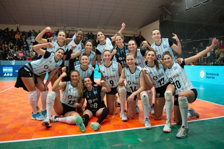 Las Panteras se presentan en Comodoro Rivadavia