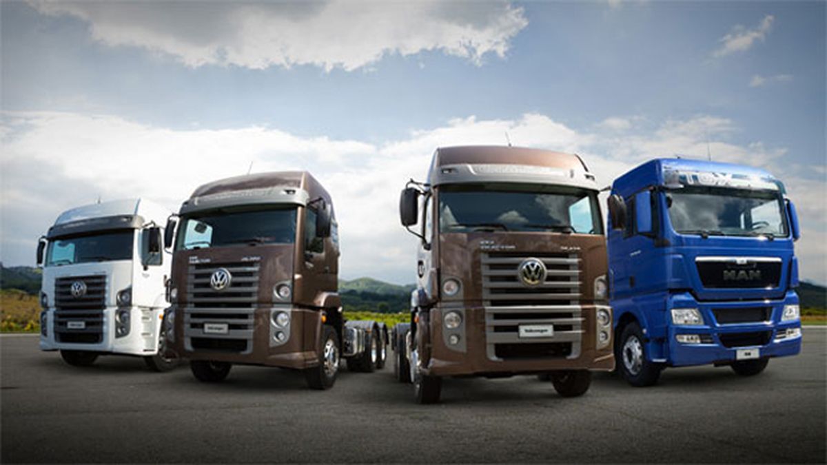 VW presenta su nueva línea de tractocamiones en el Salón Internacional ...
