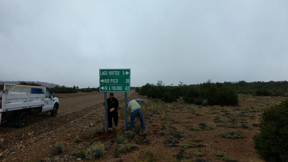 Vialidad Provincial colocó cartelería en la ruta provincial Nº 44