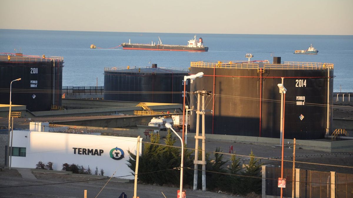 Los tanques de Termap a punto de llegar a su máxima capacidad