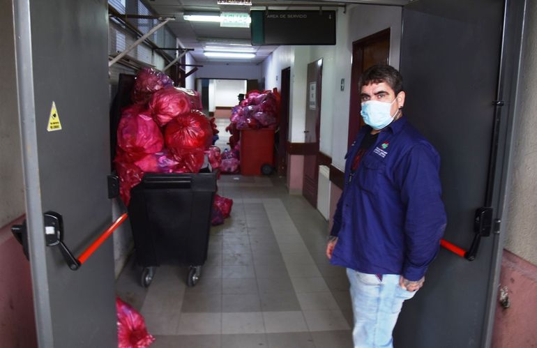 Peligrosa acumulación de residuos patológicos en el Hospital Zonal