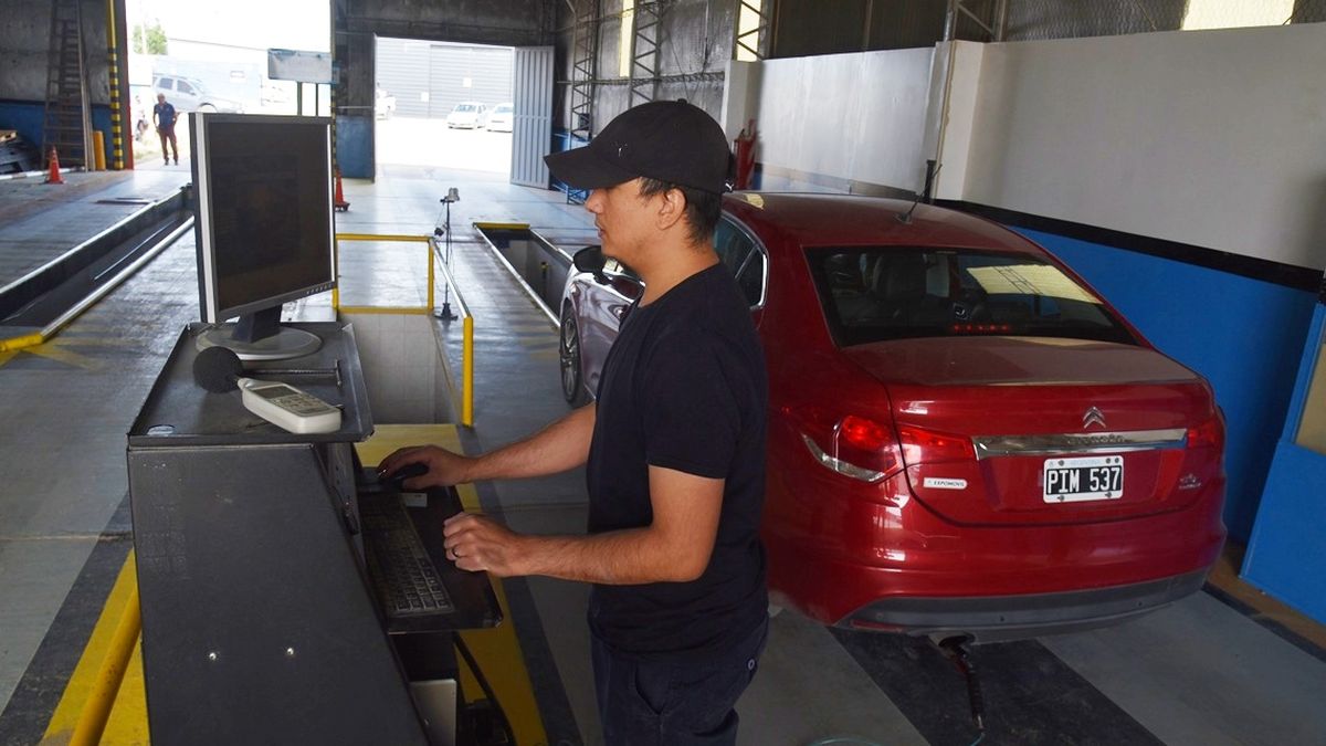 Masiva demanda en el taller de Verificación Técnica Automotor