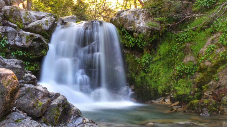 Sendero a Cajón Negro en Villa La Angostura