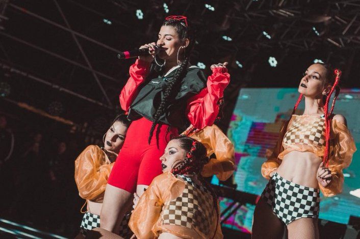 Sol, la comodorense que trabaja con Cazzu la reina del trap