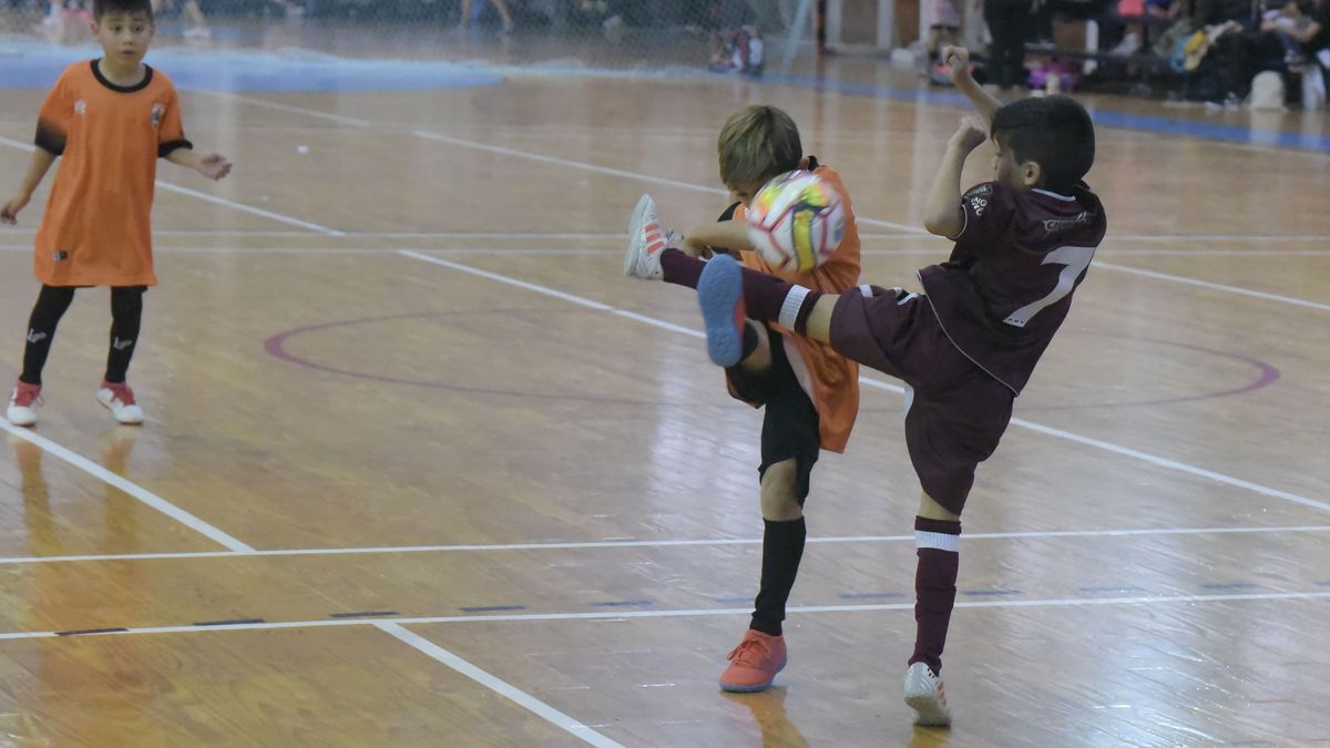 Niupi FC es uno de los líderes en la Asociación Promocional