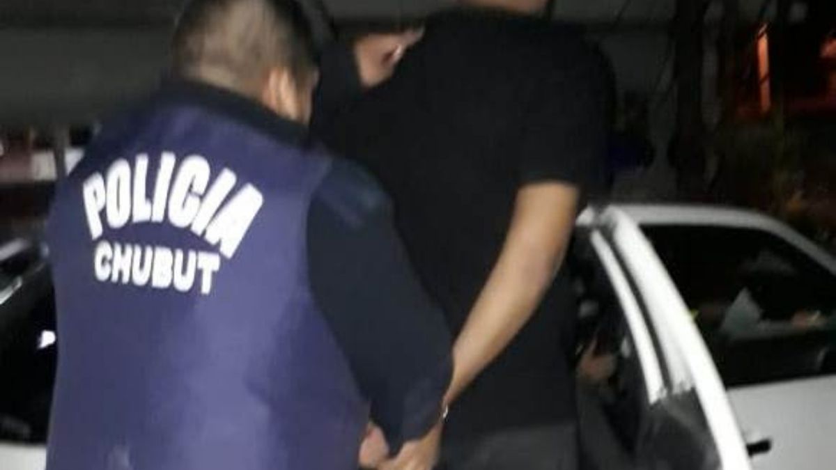 Detienen A Un Hombre Que Golpeó Brutalmente A Su Pareja