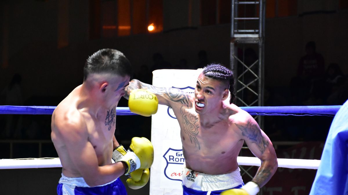 El Morito López venció a Ezequiel Mansilla en su regreso y sigue invicto