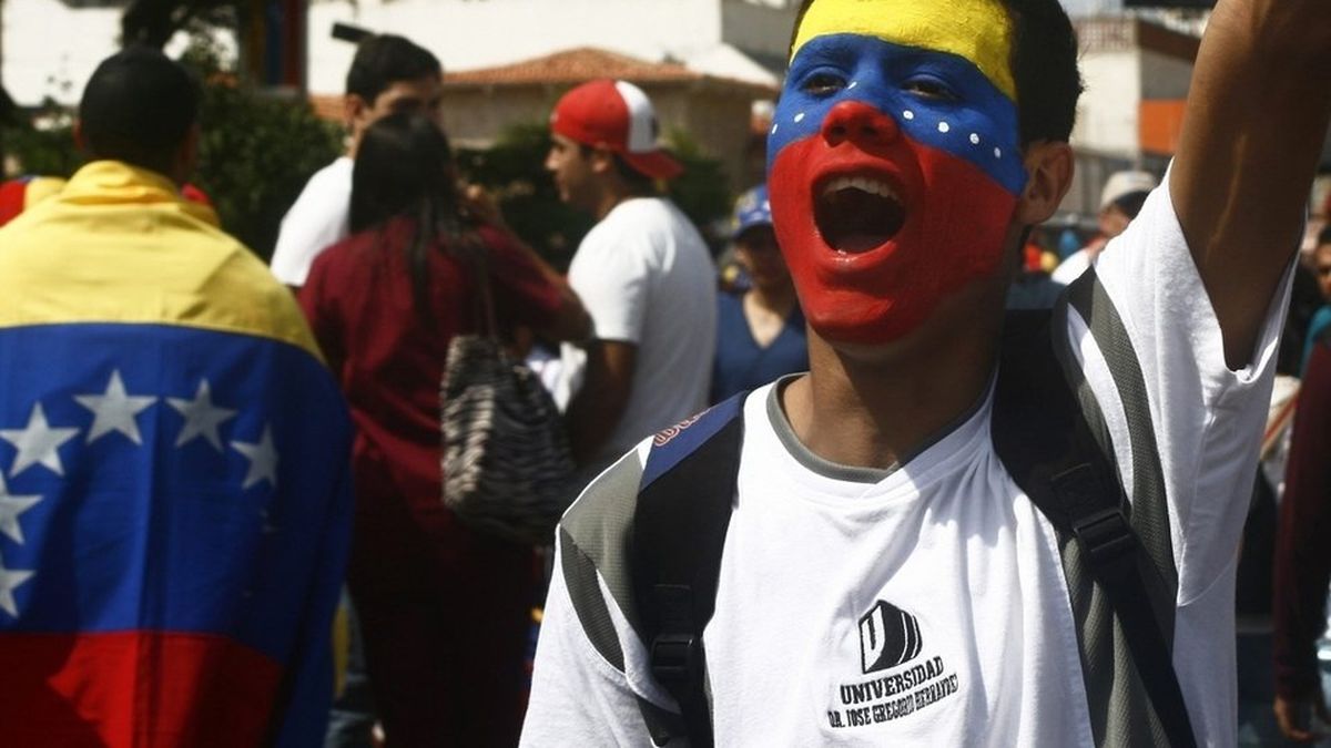 Estudiantes venezolanos convocan a una nueva movilización para hoy