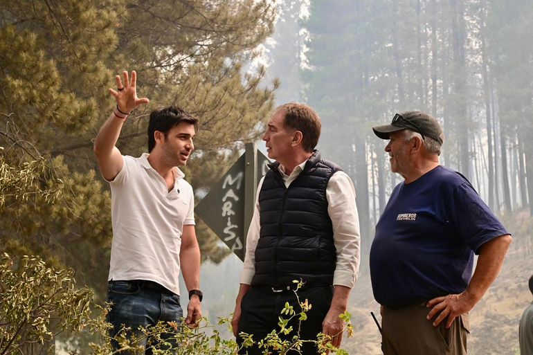 Ofrecen 50 millones por los responsables del incendio