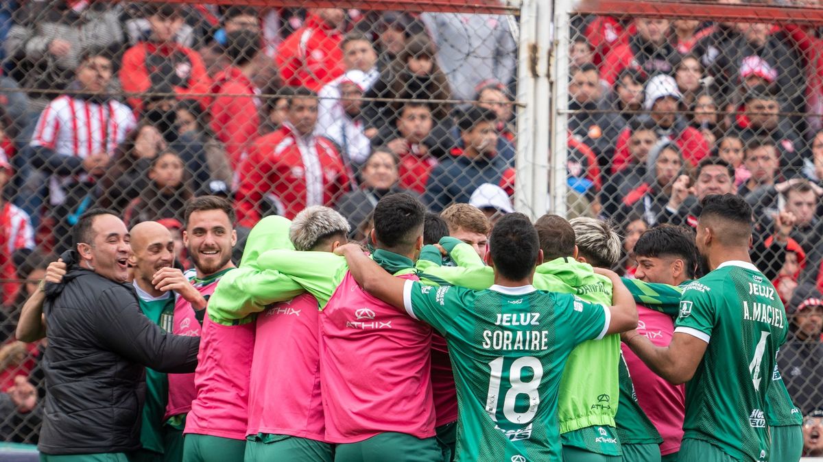 Banfield se llevó en el final un gran triunfo de Córdoba