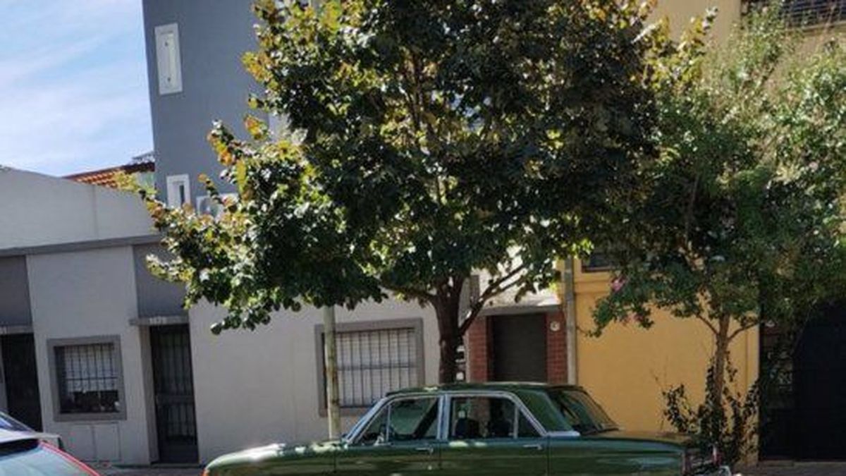 Sacó en el Día de la Memoria un Falcon verde a la calle después de años ...