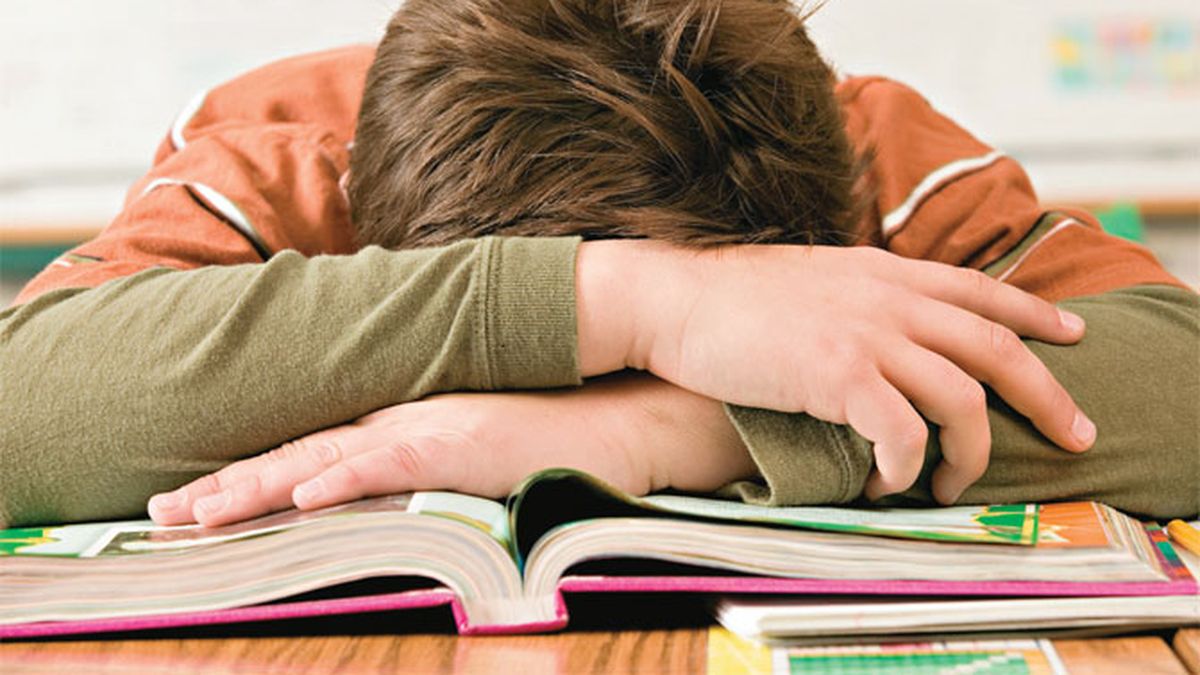 Encierran a su hijo de 11 años durante 3 meses por mal rendimiento escolar