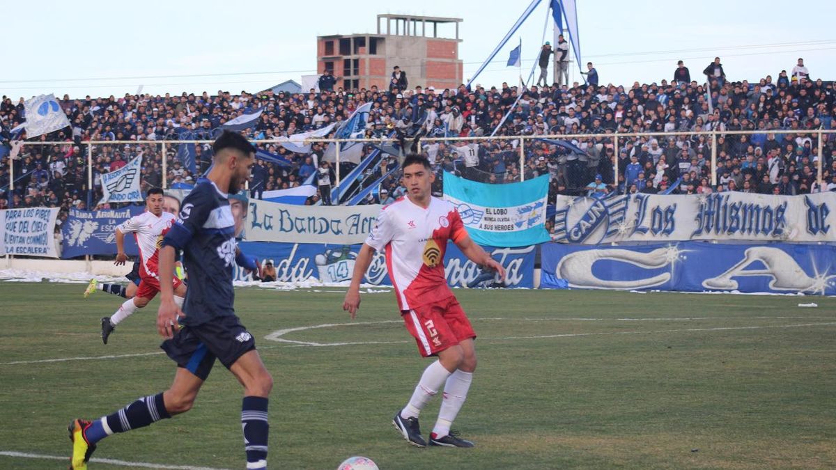 Newbery festejó en el clásico y estira la diferencia en la punta