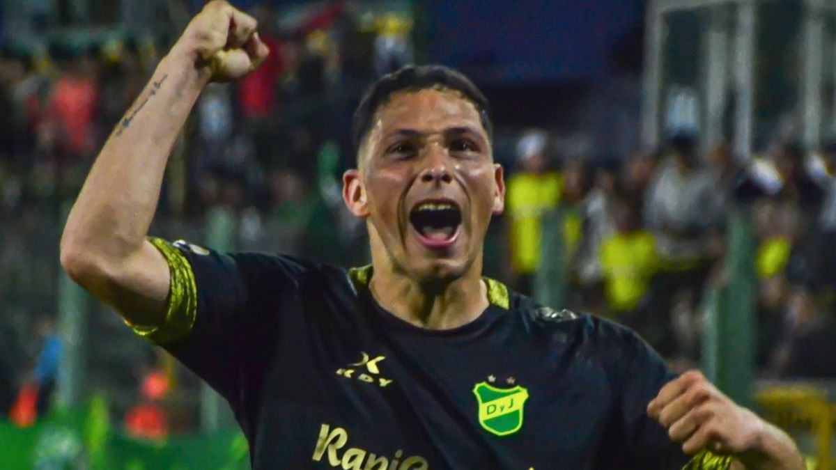 Defensa se hizo fuerte en Florencio Varela y se impuso 2-1 a Argentinos Defensa se hizo fuerte en Florencio Varela y se impuso 2-1 a Argentinos