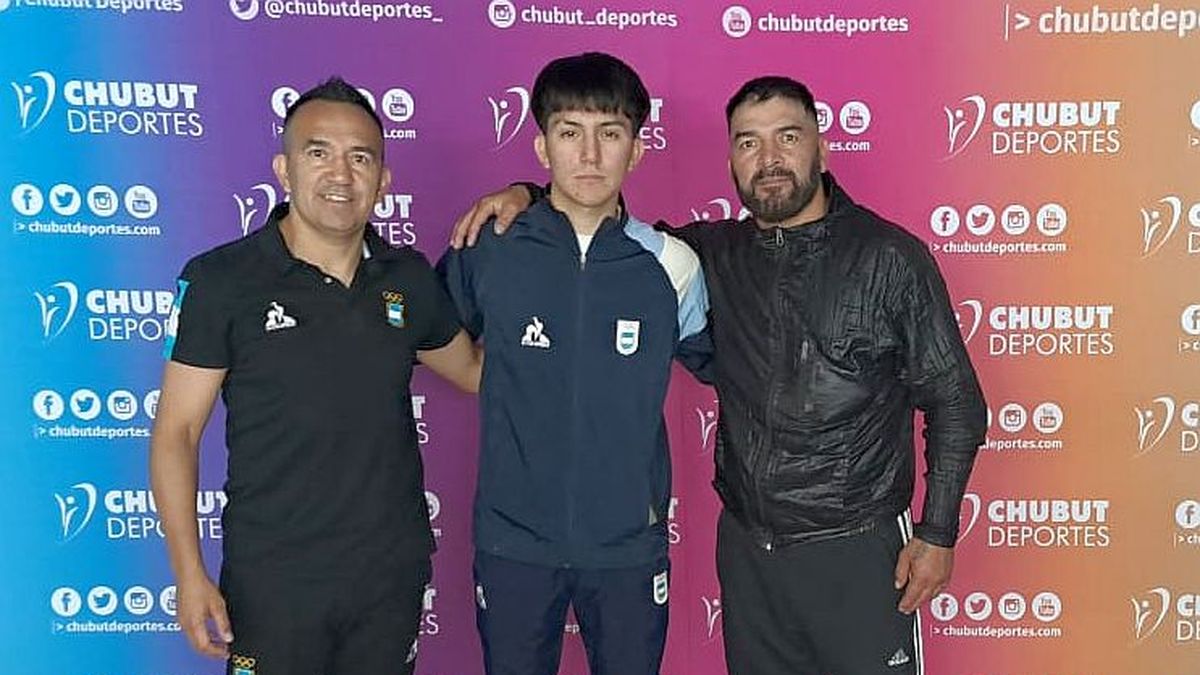 Omar Narváez proyecta el futuro del boxeo chubutense