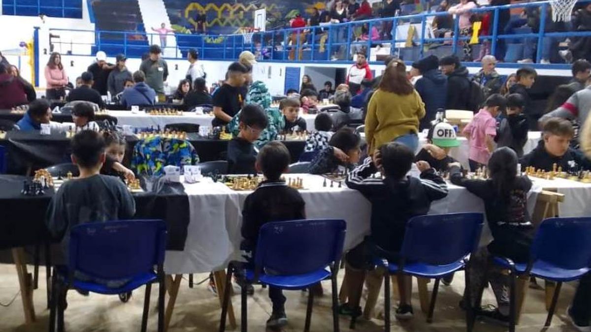Exitoso torneo regional e internacional de ajedrez