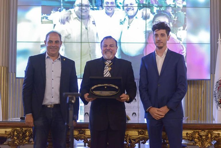 El promotor Sampson Lewkowicz fue reconocido en la Legislatura Porteña