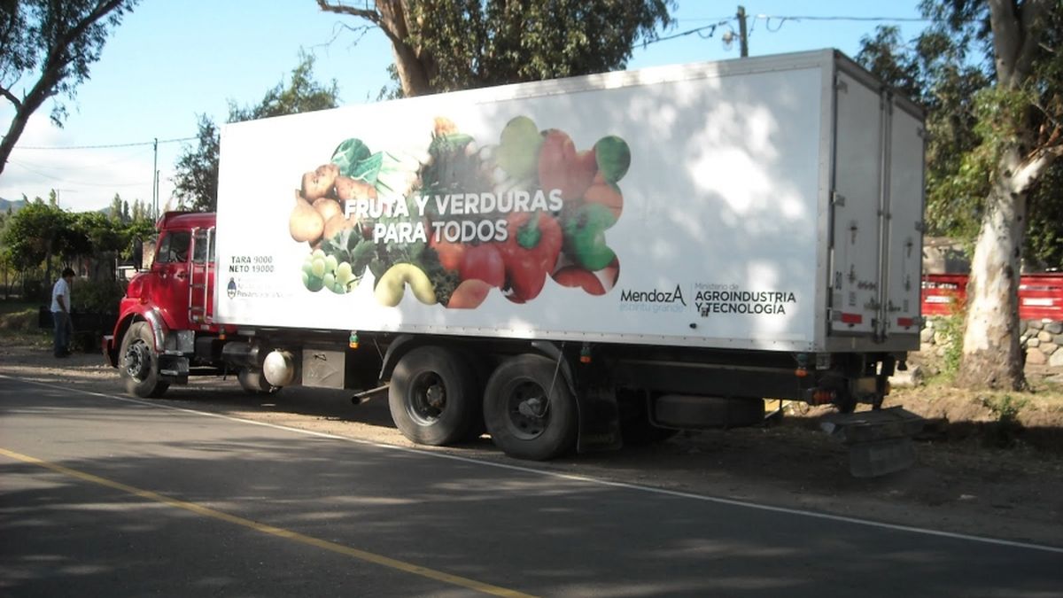 El camión de Frutas y Verduras fue un éxito en 28 de Julio