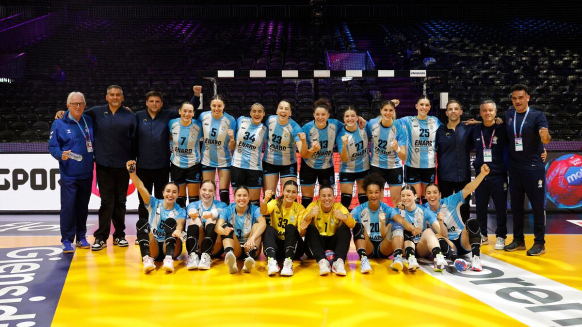 La Garra se despidió del Mundial con un triunfo agónico ante Túnez