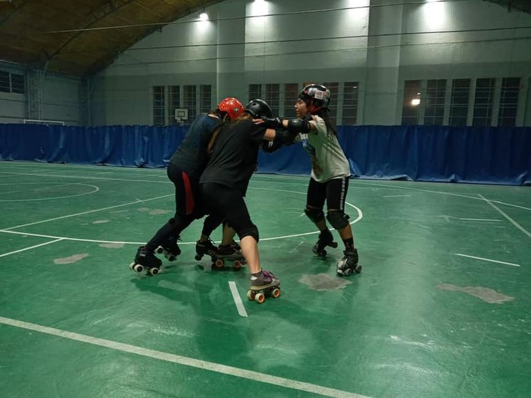 El Roller Derby prepara un entrenamiento abierto