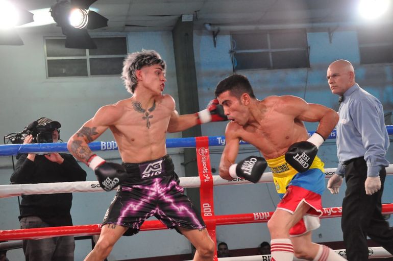 «Titán» Carrasco y «C4» Ruiz ganaron por nocáut