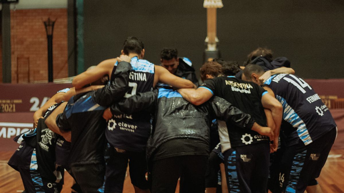 Los Topos concentran en Paraná